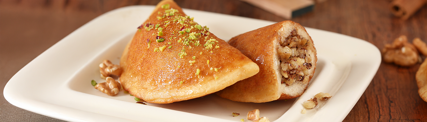 Qatayef with Nuts | Dr Nutrition India